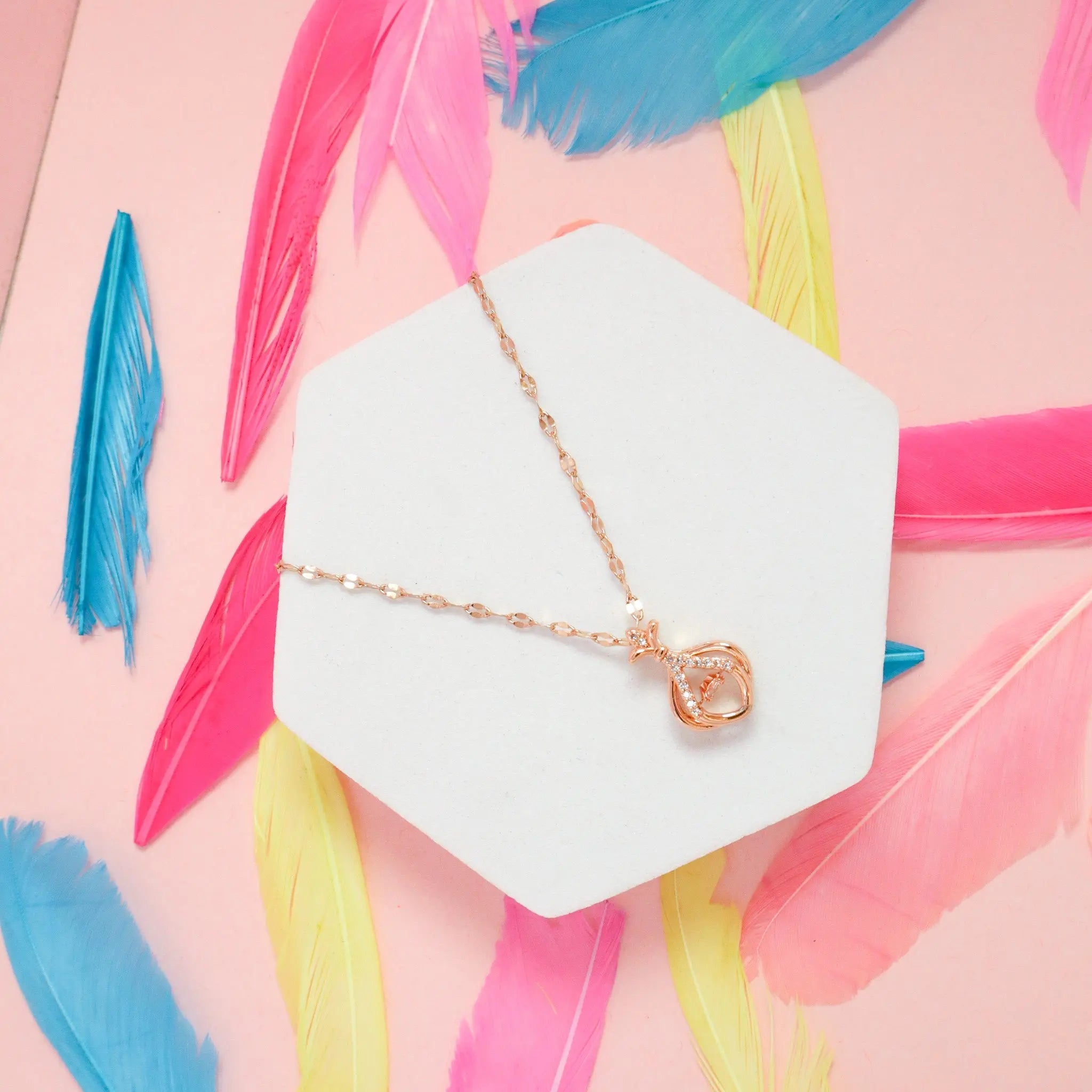 Rose Gold Quartz Pretty Necklace | Salty – Salty Accessories