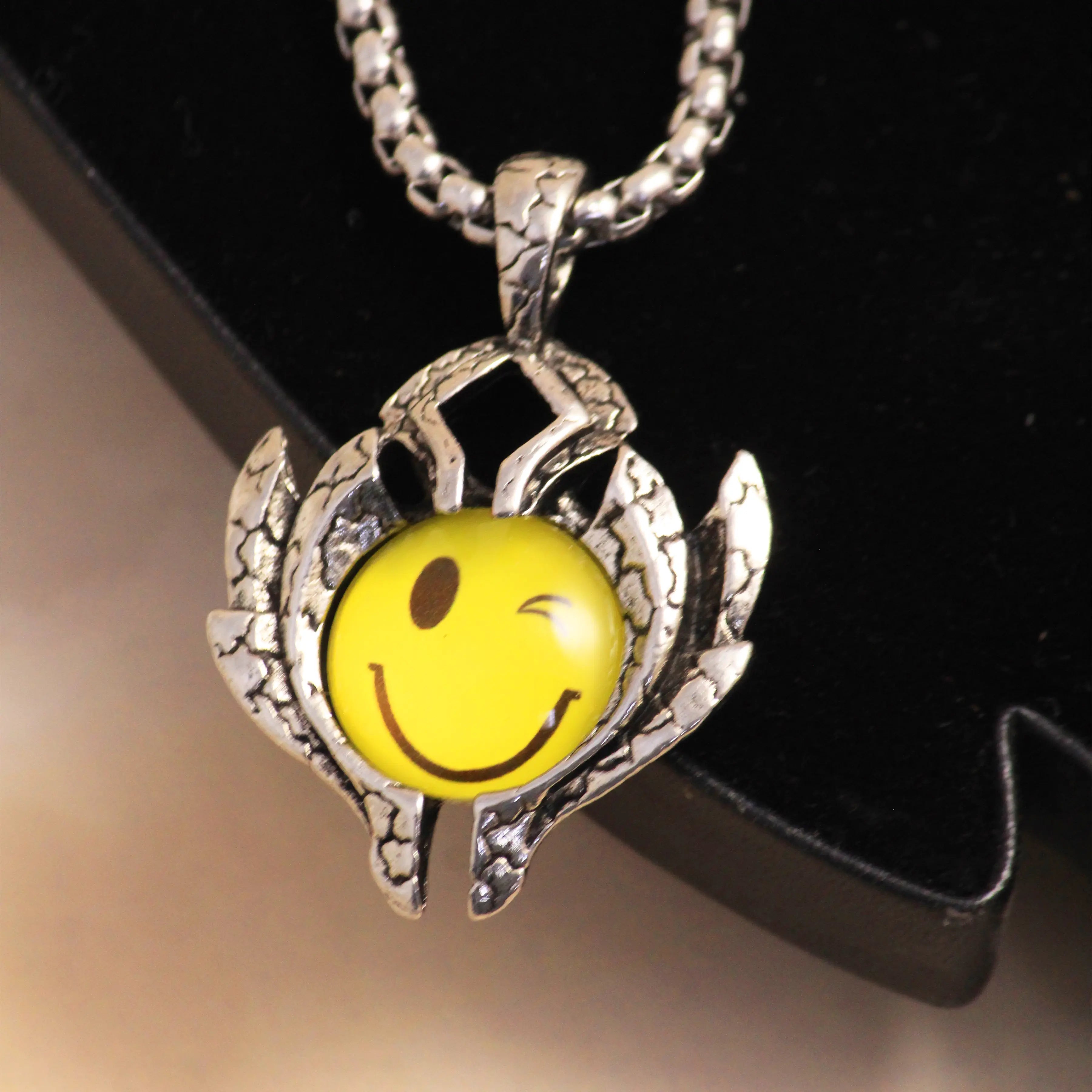 Wink Yellow Cool Chain | Salty – Salty Accessories